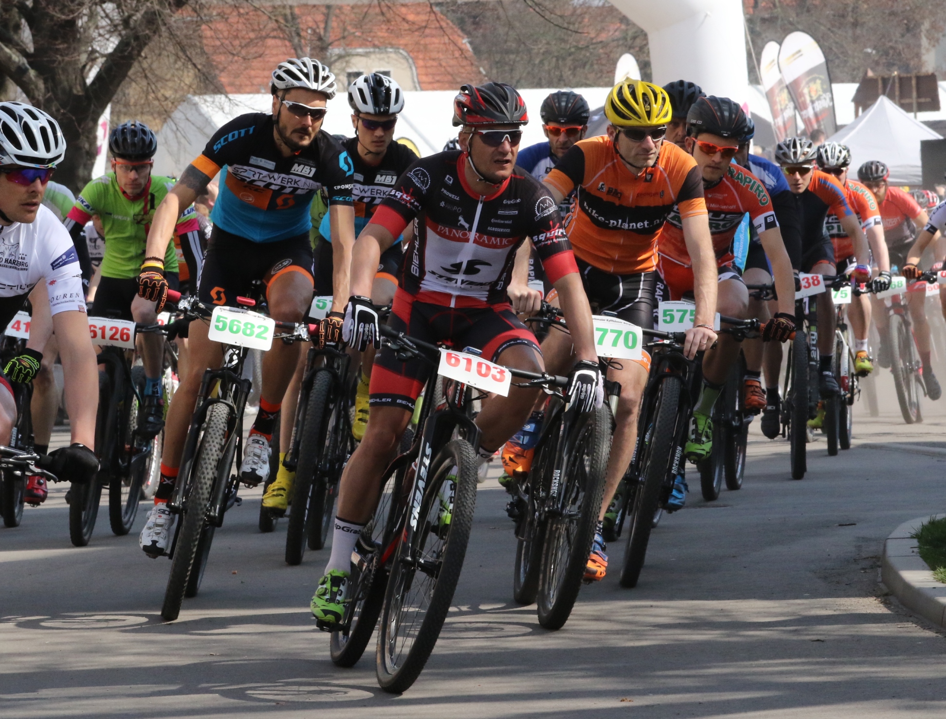 Immanuel Ries mit Pech beim Bundesliga-Auftakt – Radsport SAH